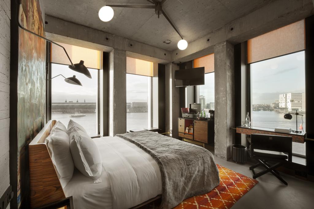 Sir Adam - DNA Hotels