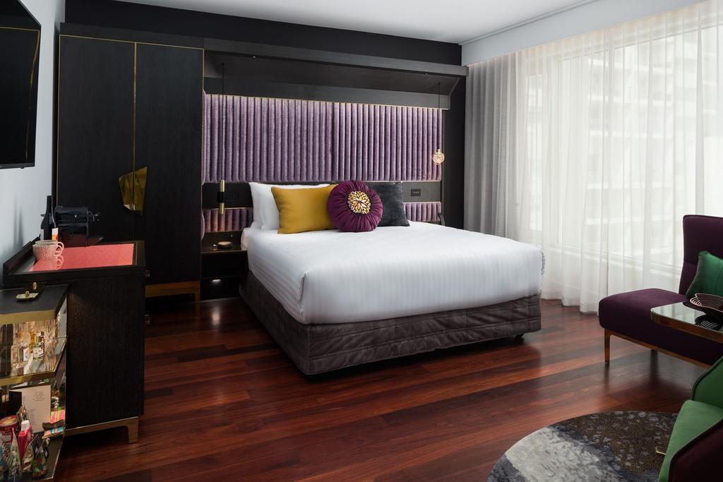 QT Perth - DNA Hotels