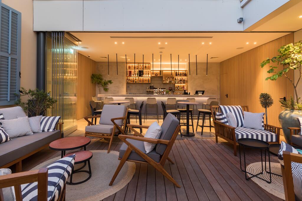 Hotel Indigo Larnaca - DNA Hotels