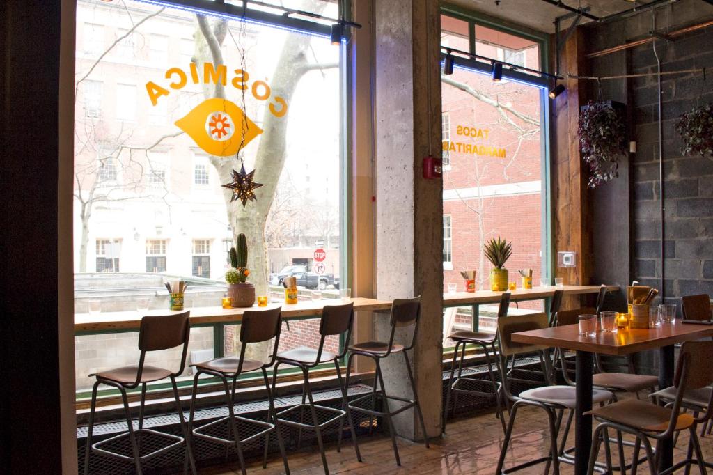 The Revolution Hotel - DNA Hotels