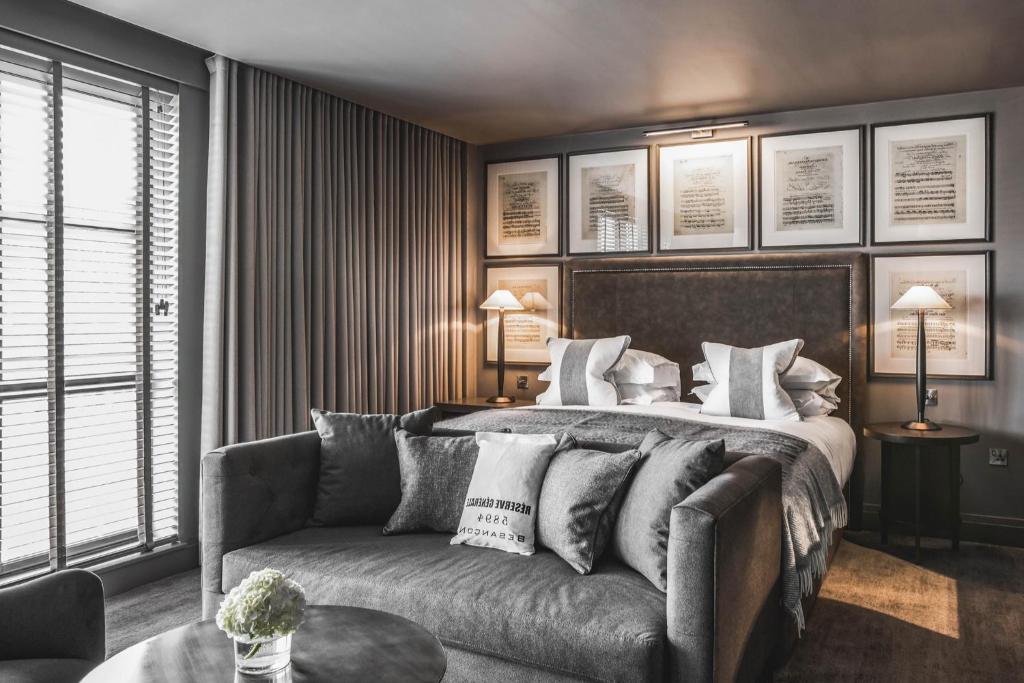 Dakota Glasgow - DNA Hotels