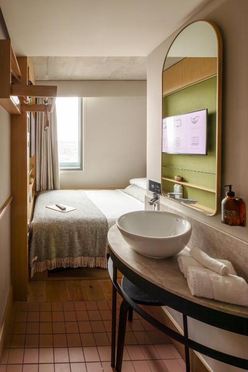 Wren Urban Nest - DNA Hotels