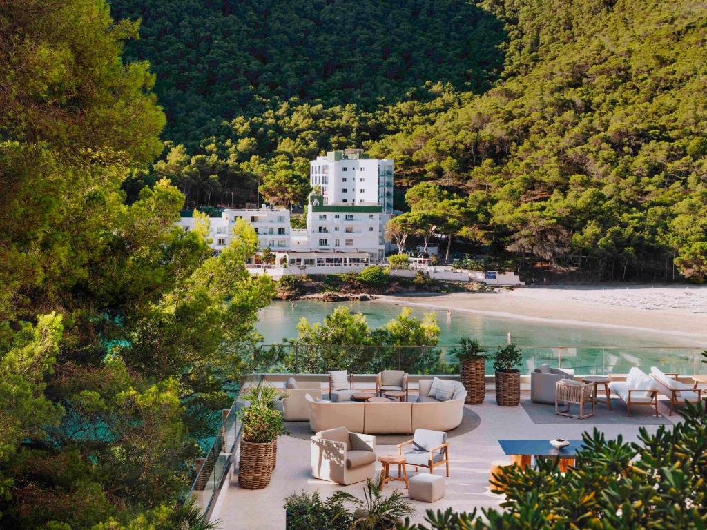 Mondrian Ibiza - DNA Hotels